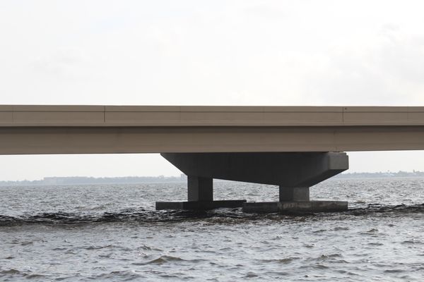 MIDPOINT MEMORIAL BRIDGE - Updated July 2025 - 22 Photos - 1930 SE 23rd ...