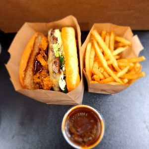 BURGERMASTER - Updated June 2025 - 35 Photos & 31 Reviews - 98 NE ...