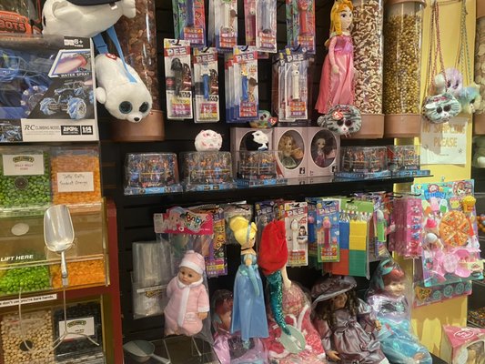 FUZZIWIG’S CANDY FACTORY - Updated June 2026 - 6555 E Southern Ave ...