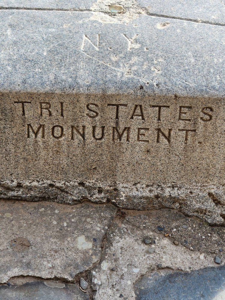 TRI-STATES MONUMENT - Updated September 2024 - 16 Photos - E Main St ...