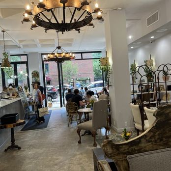 HUNGRY LLAMA - Updated September 2024 - 56 Photos & 24 Reviews - 679 ...