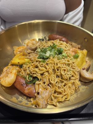BIG WAY HOT POT - Updated September 2025 - 11 Photos - 1479 Robson ...