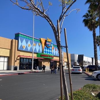 JOHN’S INCREDIBLE PIZZA - CARSON - 801 Photos & 498 Reviews - 506 ...