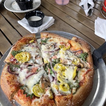 CHOW PIZZA BAR - Updated July 2025 - 180 Photos & 305 Reviews - 8311 ...