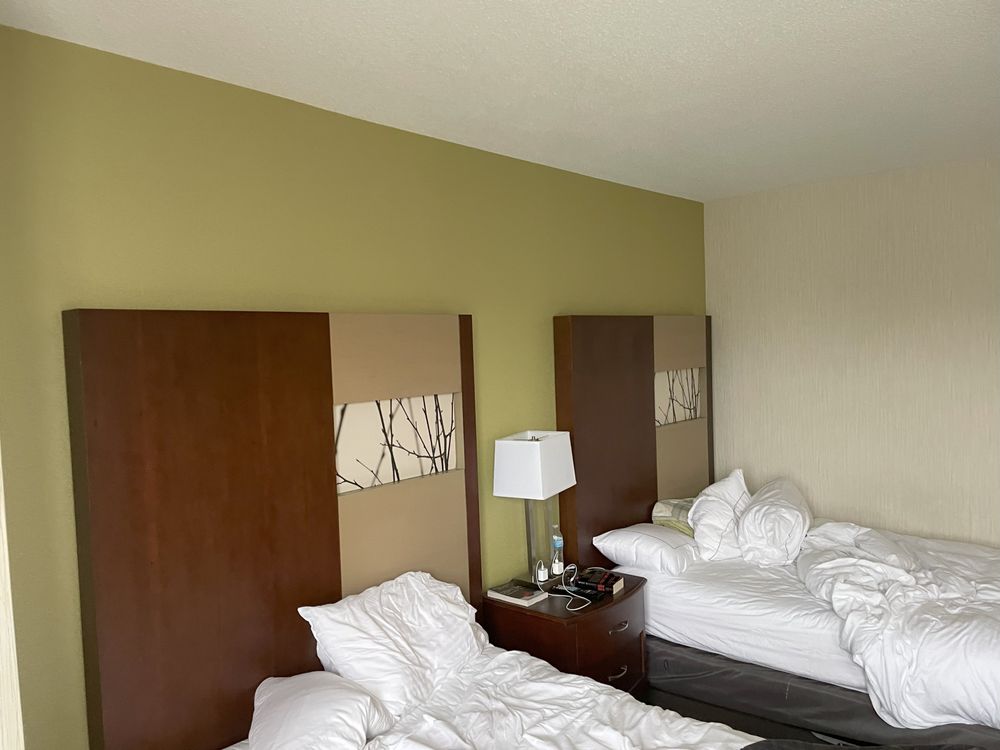 HOTEL SILVER SPRING - Updated August 2024 - 31 Photos & 10 Reviews ...