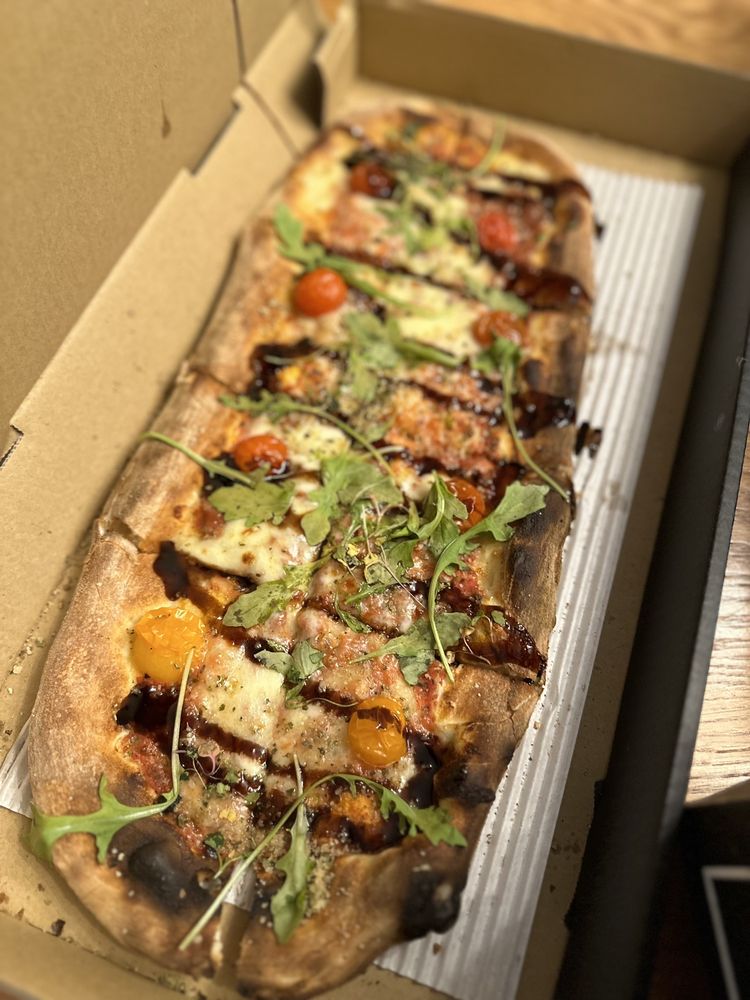 DIRTE PI - Updated August 2025 - 82 Photos & 34 Reviews - 146 Lear Rd, Avon Lake, Ohio - Pizza ...