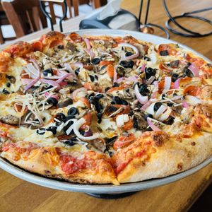 PINKY G’S PIZZERIA-BEND - Updated November 2025 - 35 Photos & 55 ...