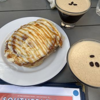 SOUTHERLEIGH FINE FOOD AND BREWERY - 3030 Photos & 1604 Reviews - 136 E ...