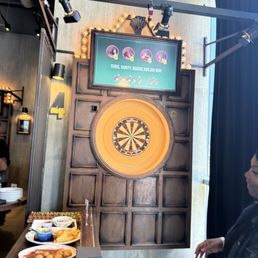 FLIGHT CLUB CHICAGO - Updated January 2026 - 533 Photos & 369 Reviews ...