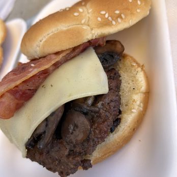 ORIGINAL HAMBURGER WORKS - Updated September 2024 - 332 Photos & 442 ...