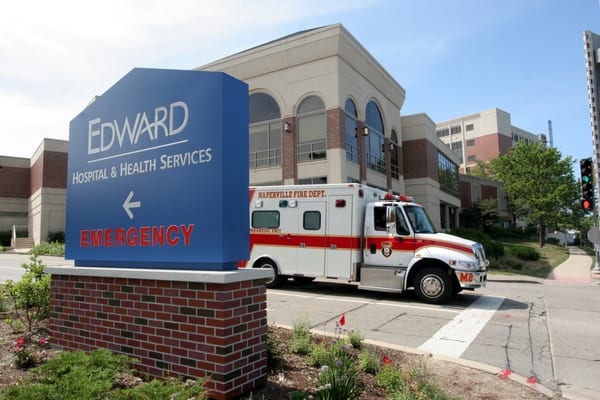 EDWARD HOSPITAL - MAIN CAMPUS - Updated July 2024 - 62 Photos & 250 ...