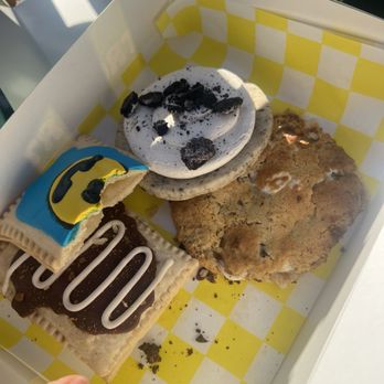 COSMIC BAKERY - Updated August 2025 - 132 Photos & 53 Reviews - 228 N 2nd Ave, Upland ...