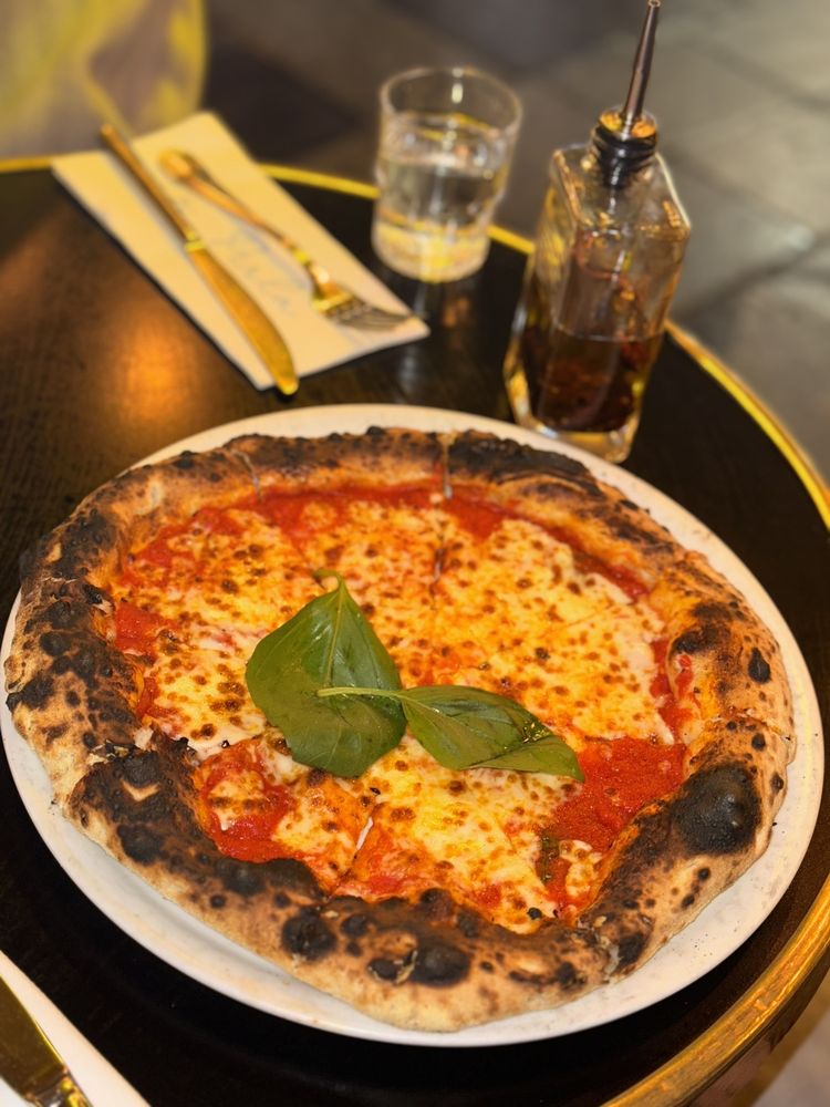 LA PERLA - Updated May 2026 - 65 Photos & 63 Reviews - 5 rue ...
