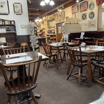 DUTCH PANTRY FAMILY RESTAURANT - Updated March 2025 - 104 Photos & 107 ...