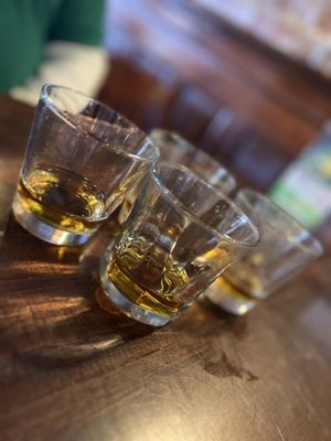 EXILES BAR - Updated December 2025 - 92 Photos & 124 Reviews - 1610 U ...