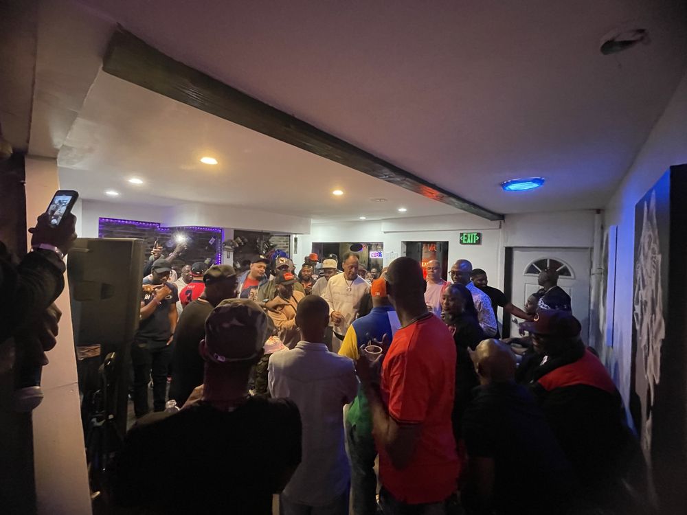 DEN OF SPLENDOR - Updated October 2025 - 10 Photos - 42 Albany Ave, New ...