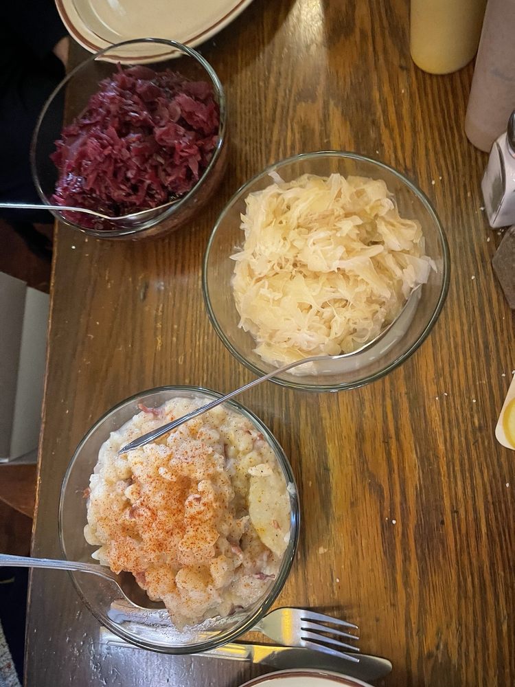 THE DAKOTA INN RATHSKELLER - Updated December 2025 - 249 Photos & 181 ...