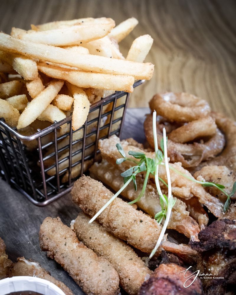 MR. DELICIOUS - Updated December 2024 - 265 Photos - 893 Bayly Street ...