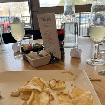 DAILY JAM - Updated December 2025 - 136 Photos & 103 Reviews - 37611 W ...