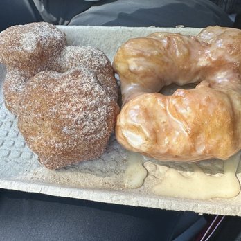 CHEEKY DONUTS - Updated October 2025 - 10 Photos - 710 W Kimberly Ave ...