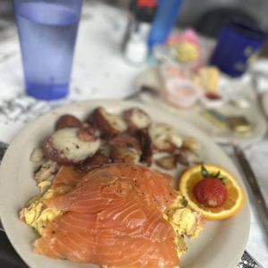 FISH TALES - Updated September 2025 - 905 Photos & 1344 Reviews - 2502 ...