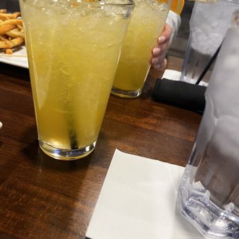 CRAFT 60 TAPHOUSE & GRILL - Updated January 2025 - 163 Photos & 139 ...