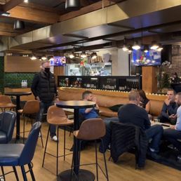 BANTER ROOM - Updated November 2025 - 218 Photos & 144 Reviews - 1039 ...