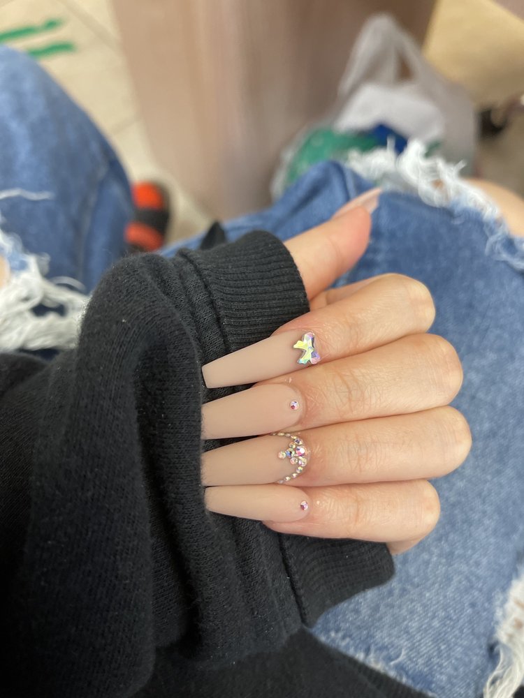 SONNY’S NAILS - 31 Photos & 52 Reviews - 1623 E 72nd St, Tacoma ...