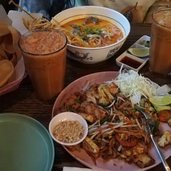 PAI NORTHERN THAI KITCHEN - 4905 Photos & 3566 Reviews - 18 Duncan ...
