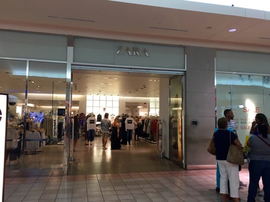 ZARA - Updated July 2025 - The Mall of San Juan, San Juan, Puerto Rico ...