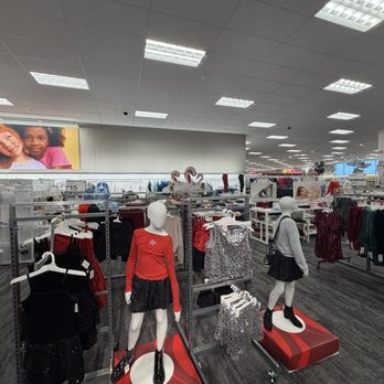 TARGET - Updated May 2026 - 105 Photos & 13 Reviews - 205 S Clovis Ave ...