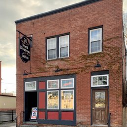 20 NORTH BROADWAY TAVERN - Updated July 2025 - 137 Photos & 182 Reviews ...