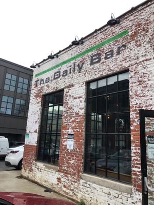 THE DAILY BAR - Updated October 2025 - 17 Photos & 11 Reviews - 883 N ...