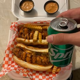 THE KLUCKIN CHICKEN - Updated July 2025 - 152 Photos & 189 Reviews ...