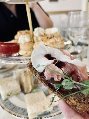 THE VINTAGE TEA & CAKE - Updated March 2025 - 71 Photos & 35 Reviews ...