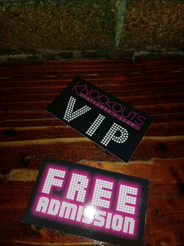 KNOCKOUTS - 28 Photos & 18 Reviews - Dive Bars - 311 Central Ave NW ...