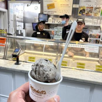 MITCHELLS ICE CREAM - Updated June 2024 - 3598 Photos & 4833 Reviews ...