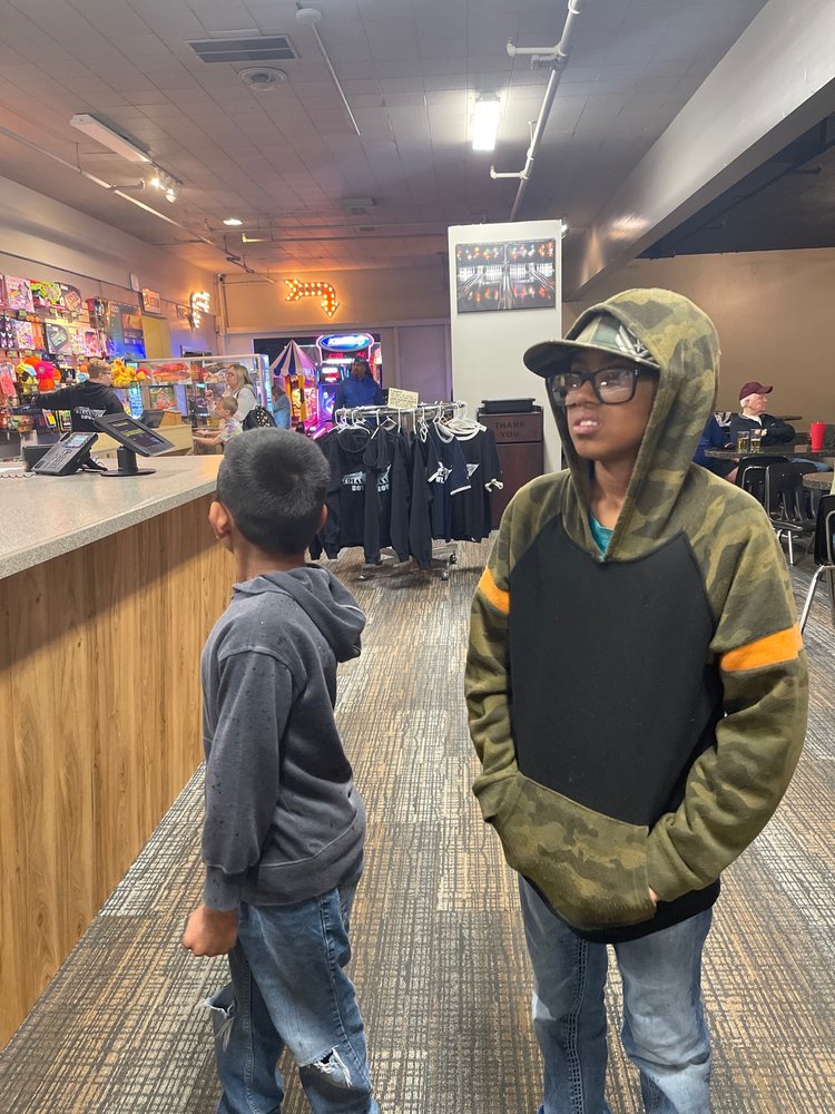 TRIANGLE BOWL - Updated December 2025 - 10 Photos & 32 Reviews - 700 ...