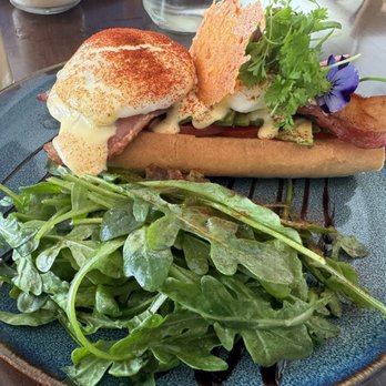 8TH HAUS CAFE - Updated July 2024 - 1403 Photos & 567 Reviews - 656 S ...