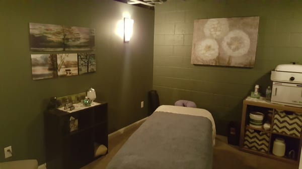 STUDIO B SALON & SPA - Updated October 2025 - 15 Photos - 306 N ...