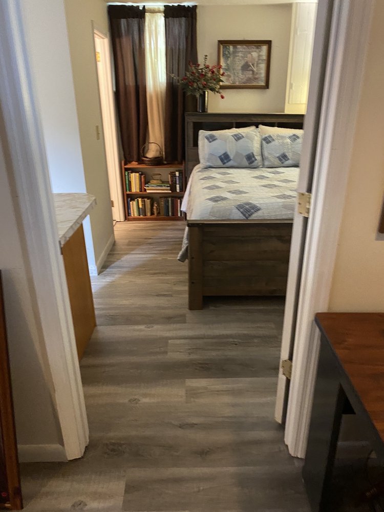 BUY FLOORS DIRECT - Updated May 2025 - 22 Reviews - 114 Powell Pl ...