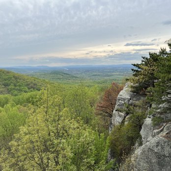 RAVEN ROCKS HIKE - Updated December 2025 - 63 Photos & 36 Reviews - Va ...