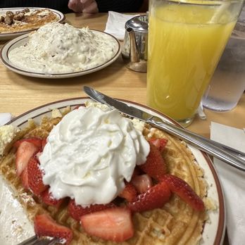 OLE’S WAFFLE SHOP - Updated October 2024 - 1272 Photos & 1734 Reviews ...