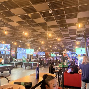 CLUBHOUSE ON MAIN - Updated January 2026 - 63 Photos & 31 Verified ...