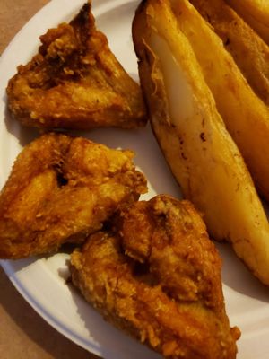 CHICKEN LITTLE RESTAURANT - 44 Photos & 58 Reviews - 7401 N E Glisan St ...