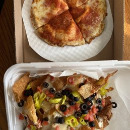 HOT ROCKS PIZZA KITCHEN - Updated May 2025 - 25 Photos & 67 Reviews ...