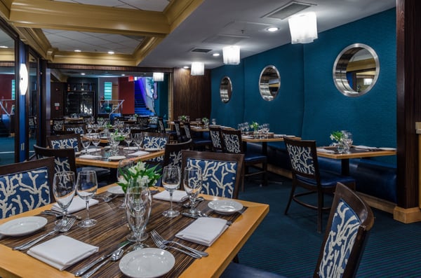 BEACON BAR AND GRILL - Updated December 2024 - 436 Photos & 787 Reviews ...