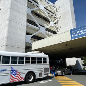 UCSD MEDICAL CENTER CAFETERIA - Updated August 2024 - 85 Photos & 33 ...