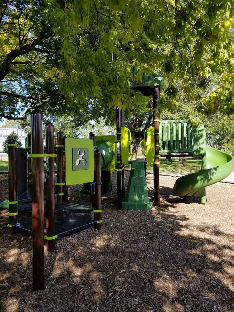 STANTON PARK - Updated January 2026 - 618 W Scott St, Chicago, Illinois ...