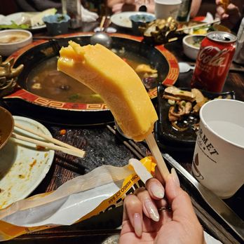 HOT POT 9 - Updated October 2025 - 405 Photos & 62 Reviews - 241 ...